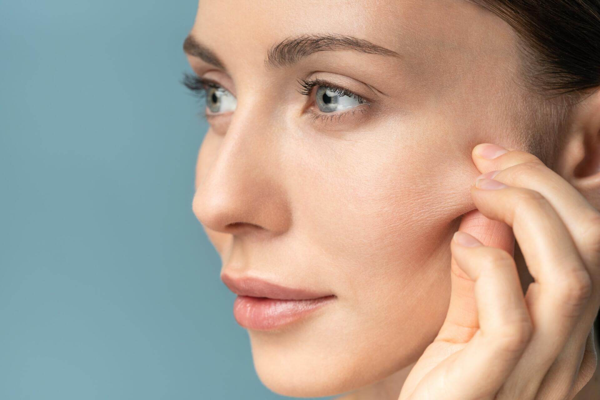 How to Restore Elasticity and Glow to 30-Year-Old Skin - Reviva Labs