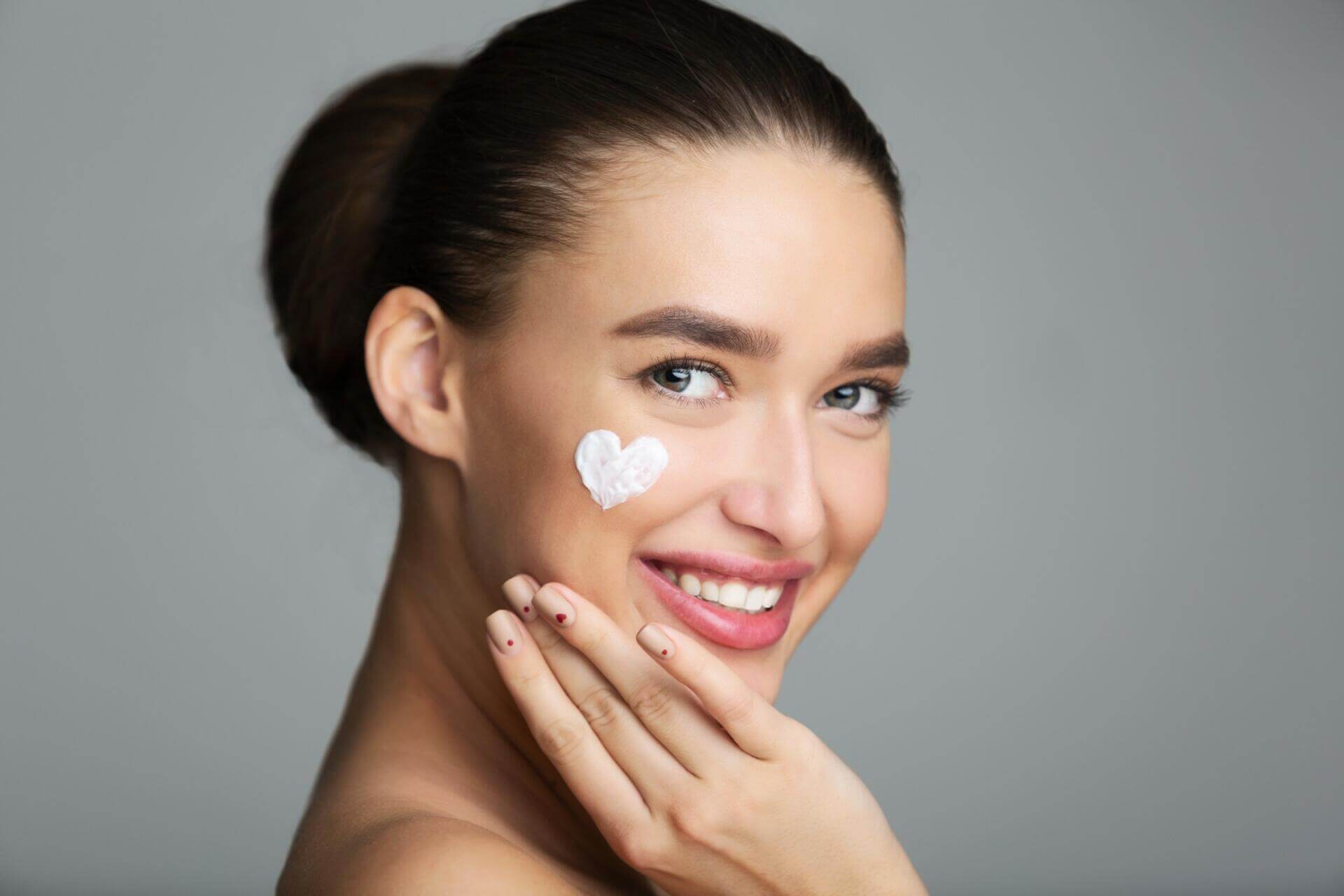 8 Products That Go Well With Retinol - Reviva Labs