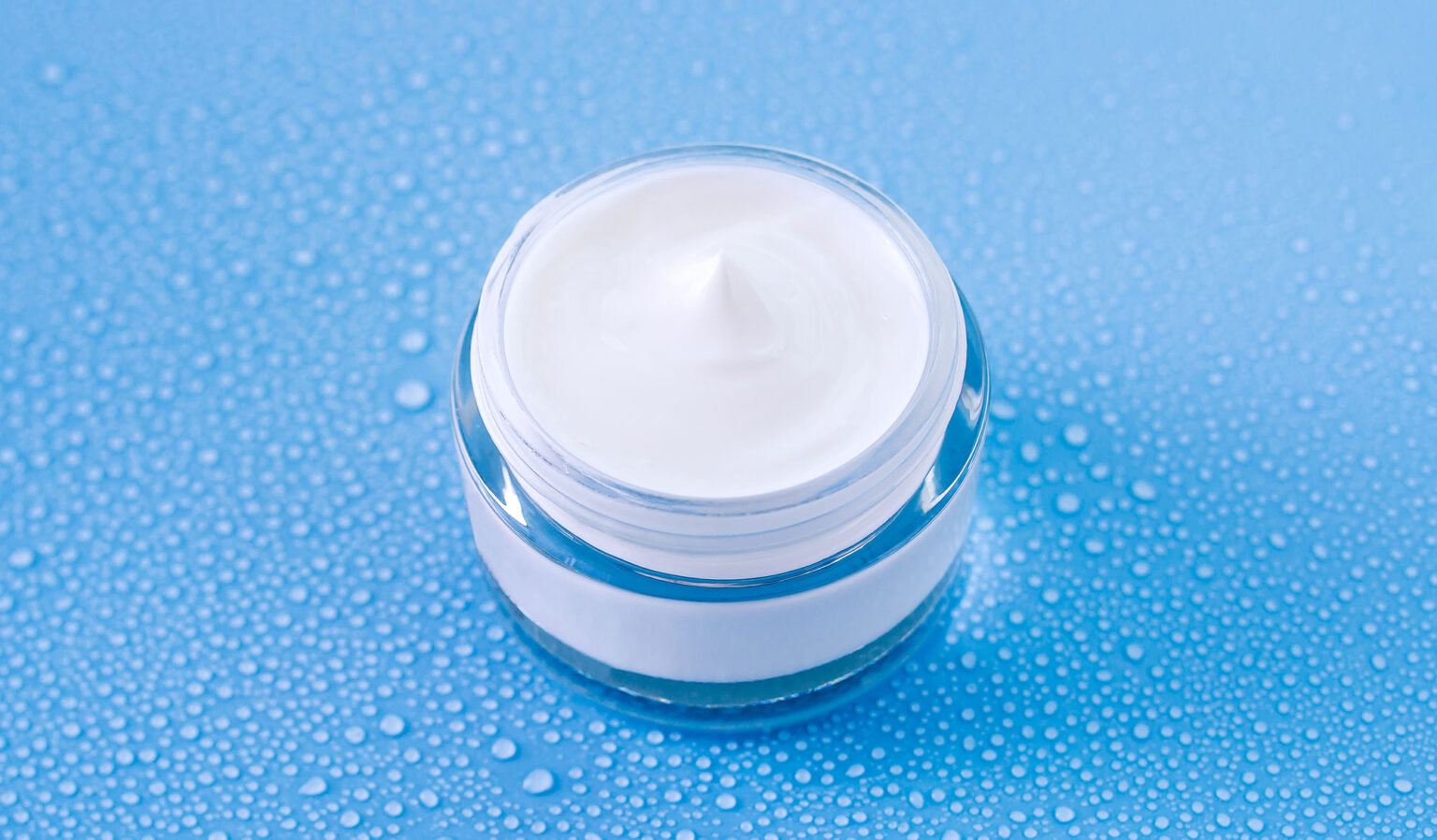 Master Retin-A Use: Combat Acne & Nurture Your Skin